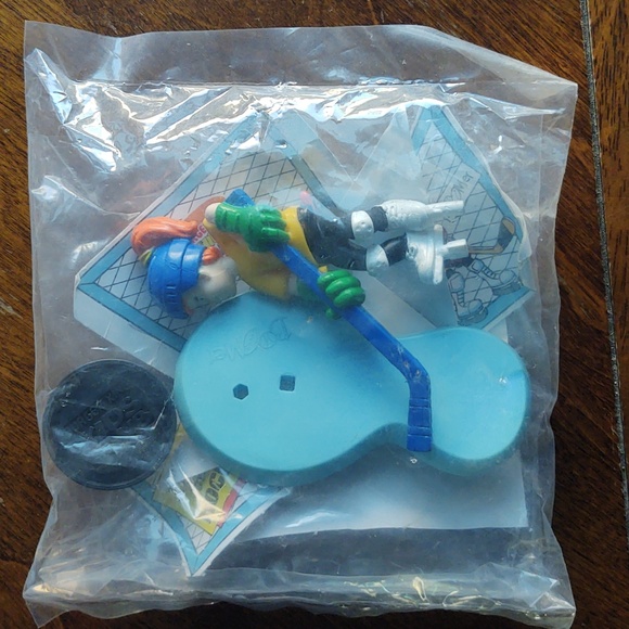 burger king | Toys | Burger King Kids Club Boomer Ice Hockey Action ...